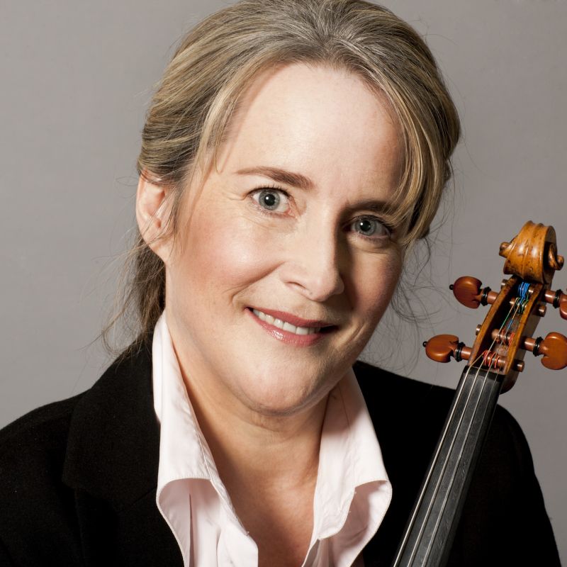 Prof. Lucie Robert